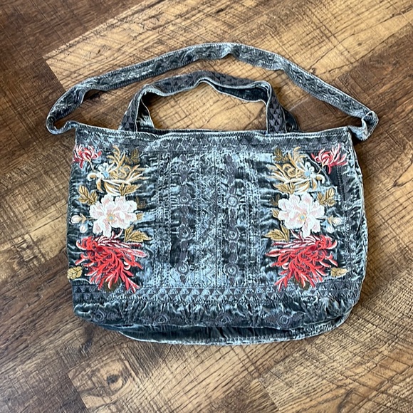Johnny Was | Bags | Johnny Was Los Angeles Embroidered Velvety Bag ...